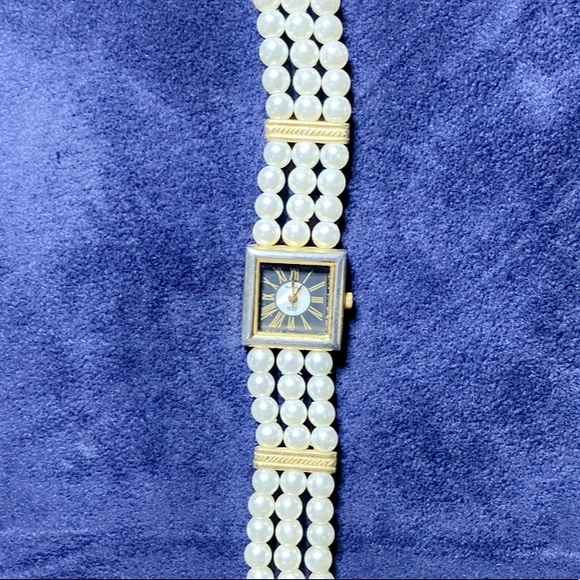 Vanity Fair | Accessories | Euc Vintage Vanity Fair Swiss Movt Watch ...